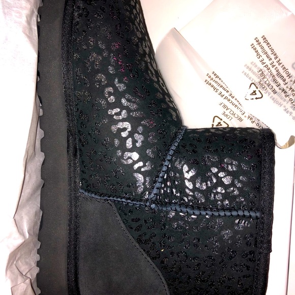 UGG | Shoes | Uggs Black Solid Leopard Print | Poshmark